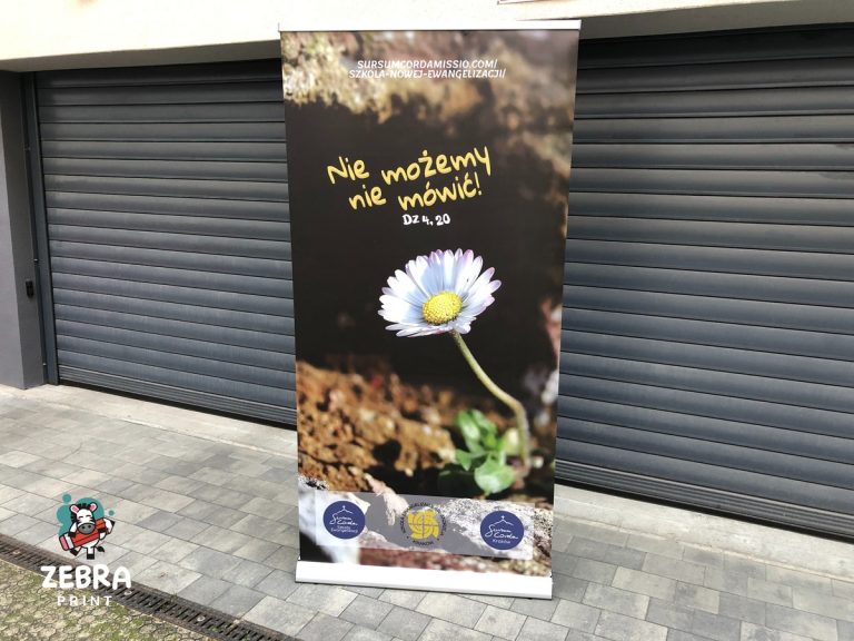 Wymiary roll-upów - jak wybrać najlepszy roll-up